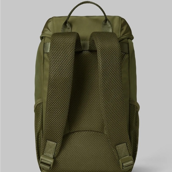 Fabletics | Bags | Nwt Fabletics The Cargo Backpack In Dark Moss Shine ...